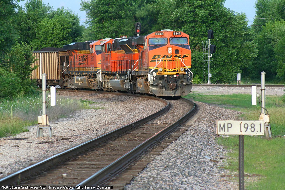 BNSF 5847